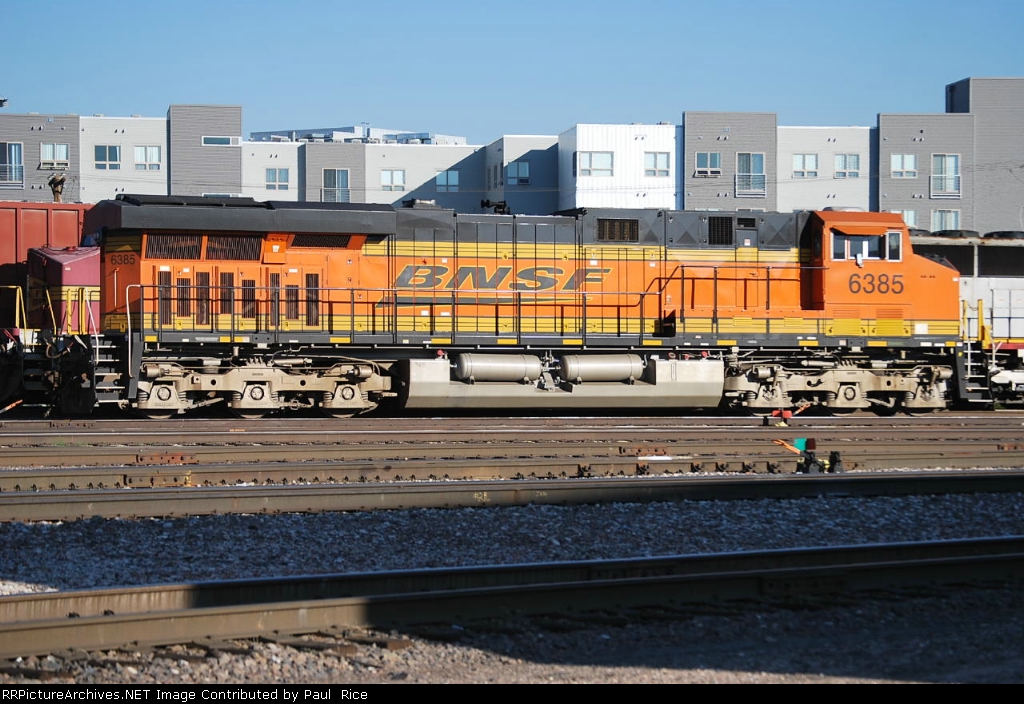 BNSF 6385